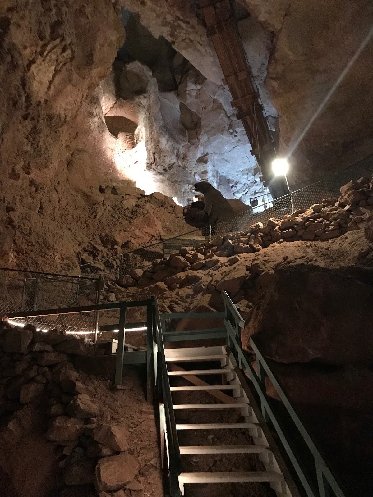 Grand Canyon Caverns - Kingman Tourism
