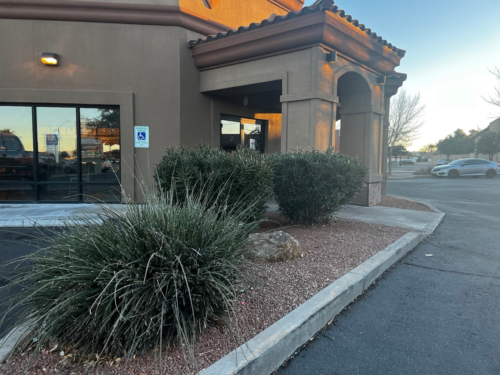 Starbucks - Kingman Tourism