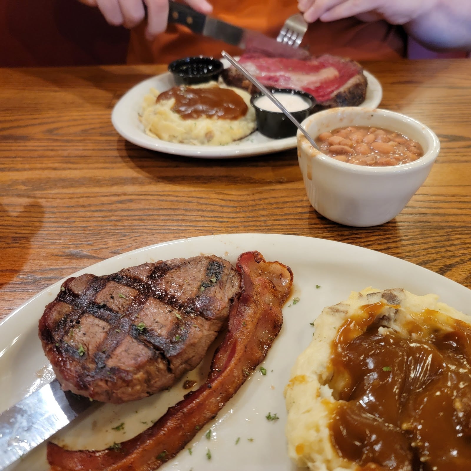 Dambar & Steakhouse - Kingman Tourism