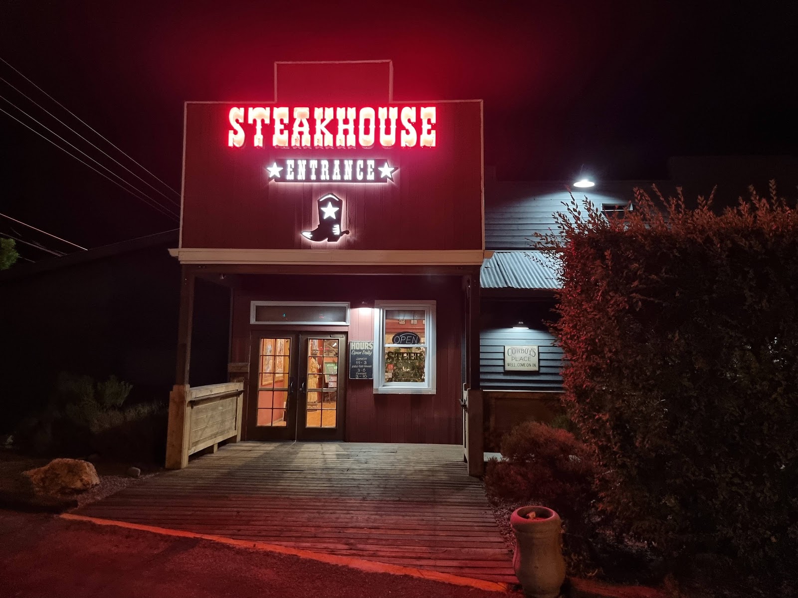 Dambar & Steakhouse - Kingman Tourism