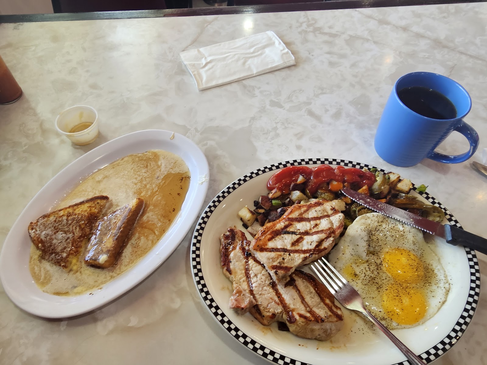 Rutherford's 66 Family Diner